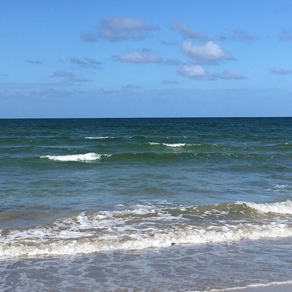 Rizal Beach Resort - Hotel