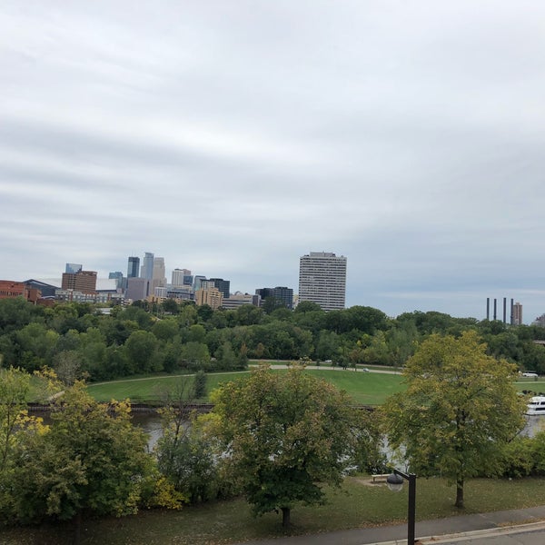 Robert H. Bruininks Hall (Science Teaching & Student Services Building ...
