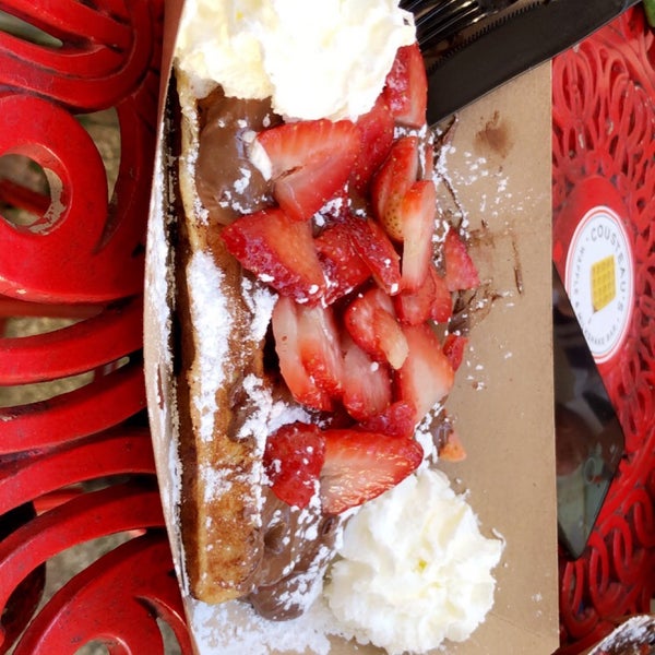 Cousteau's Waffles & Milkshake Bar - 15 Hypolita St