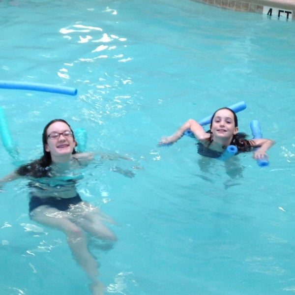 Evergreen Swimming Pool - Swimming Pool in Stone Mountain