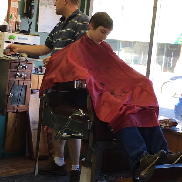 Jim Massey's Barber Shop - 2 tips from 11 visitors