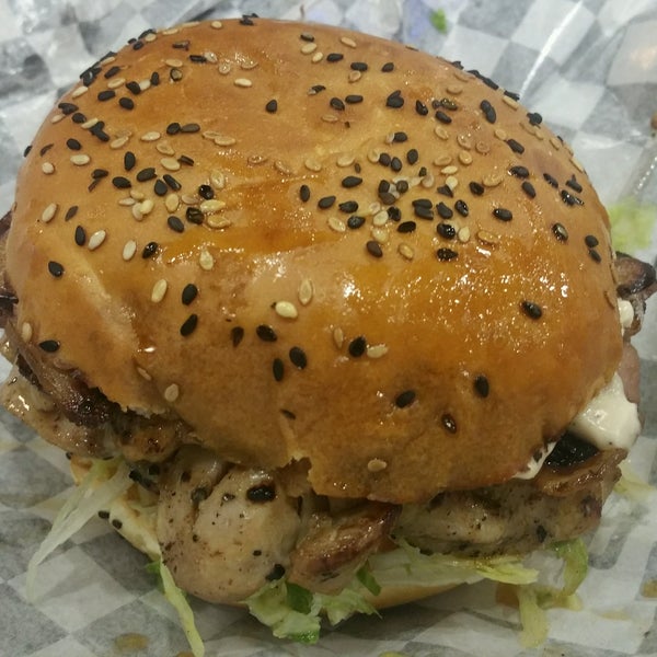 Fat Boy's The Burger Bar - Downtown Core - 7 tips