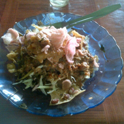 Lontong Pical Pantai Padang - 1 tip from 60 visitors