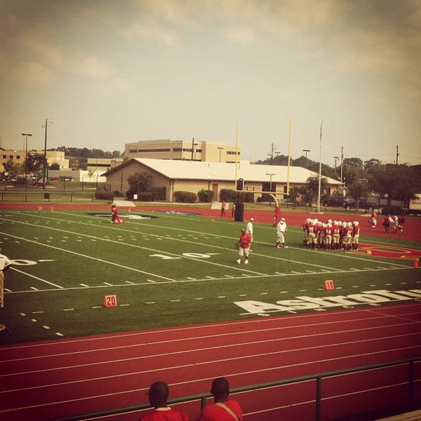 Barron Stadium - 300 W 3rd St SW