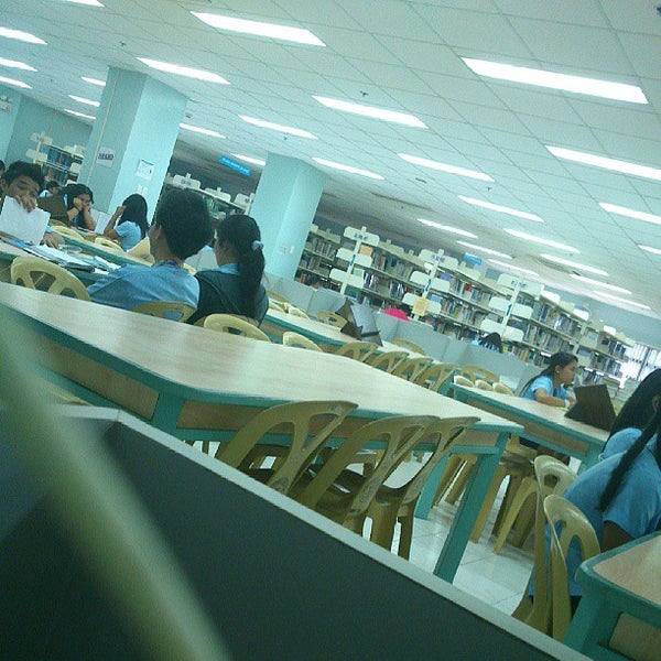 Riverside College - Library - Lungsod ng Bacolod, Negros Occidental