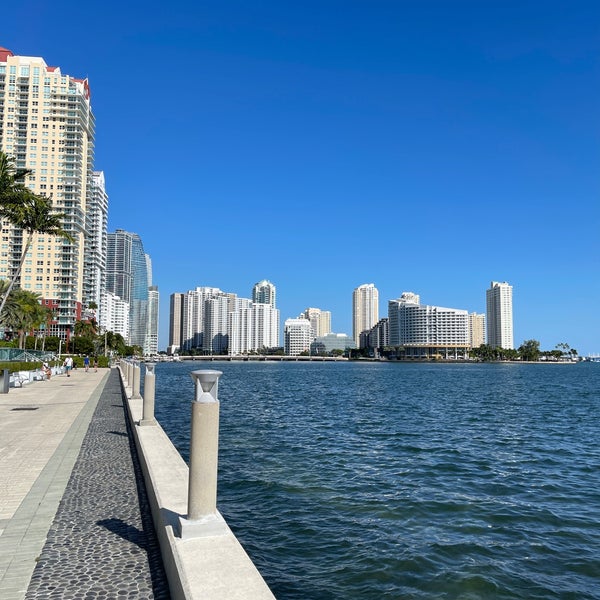 Brickell Bay Boardwalk - Miami Financial District - Miami, FL