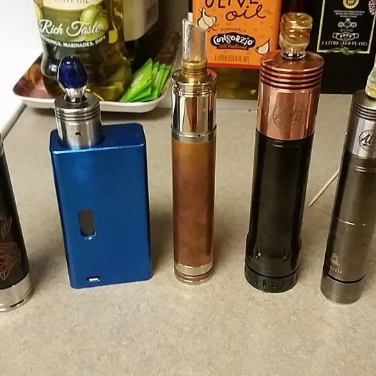 Hotspot Vapes - College Square - 12006 College Blvd