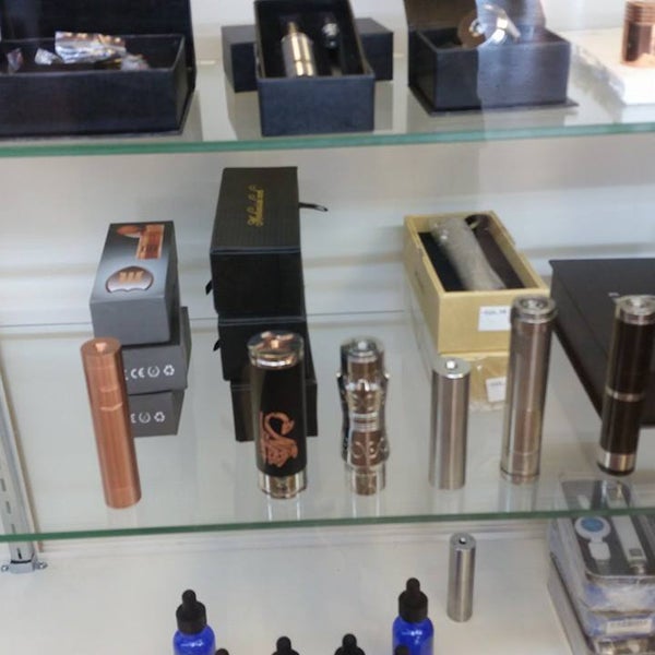 Hotspot Vapes - College Square - 12006 College Blvd