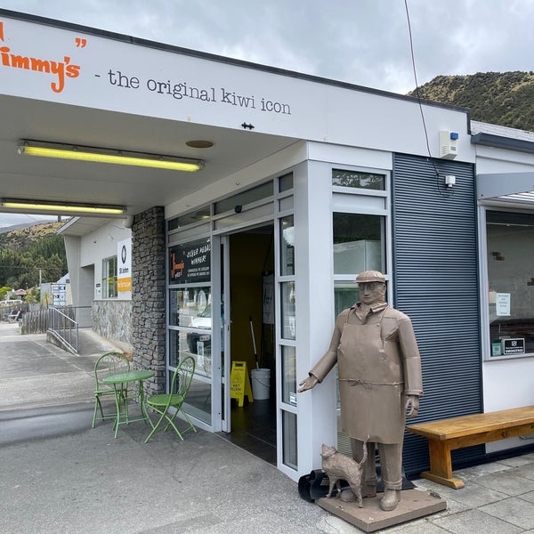 Jimmy's Pies - 4 tips from 65 visitors