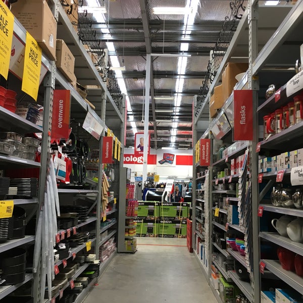 The Warehouse - Department Store in Auckland