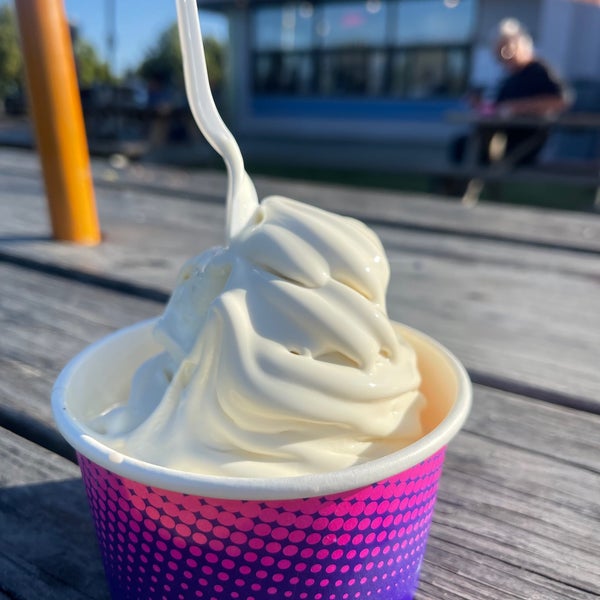 Adrian's Custard & Beef - Ice Cream Parlor in Grand Island