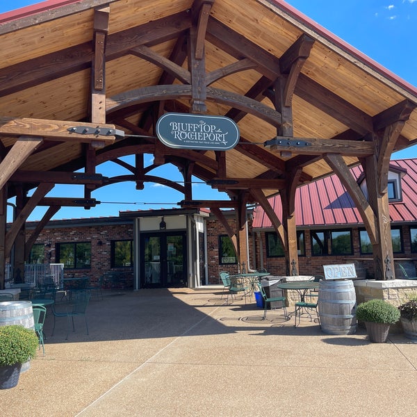 Les Bourgeois Tasting Room - 5 tips from 301 visitors