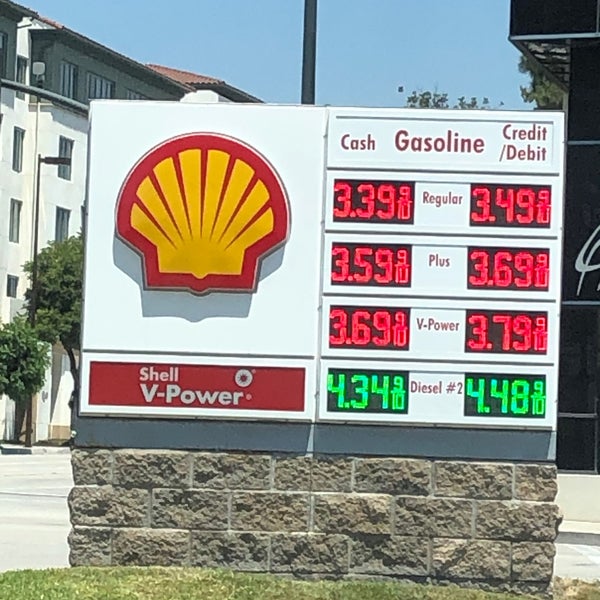 Shell - Fuel Station in Pasadena