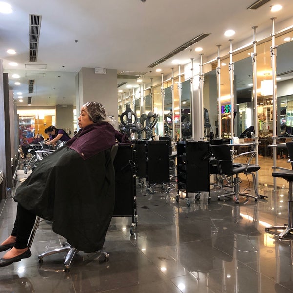 How Much Is Hair And Makeup In Bench Fix Salon | Saubhaya Makeup