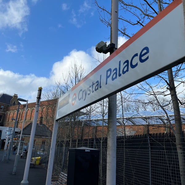 Crystal Palace Railway Station (CYP) - Rail Station in London