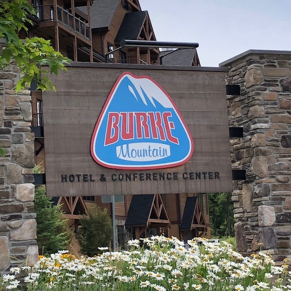 Burke Mountain Resort - Ski Resort and Area