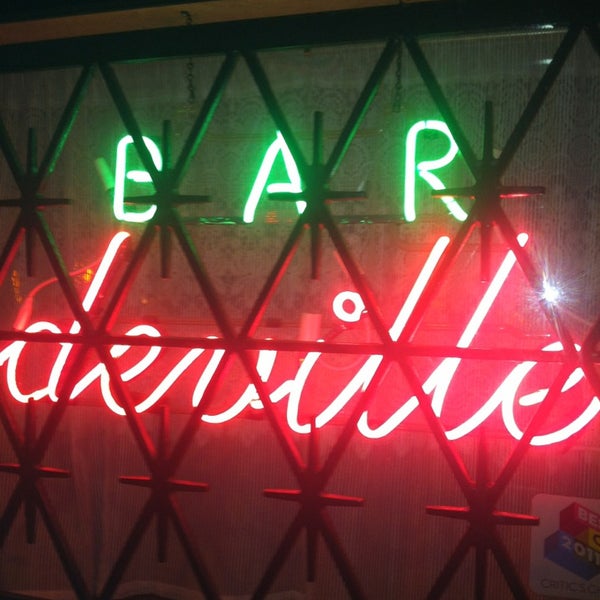 Bar Deville (Now Closed) - Bar in West Town