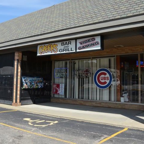 Cheeks Bar & Grill - 4 tips from 293 visitors