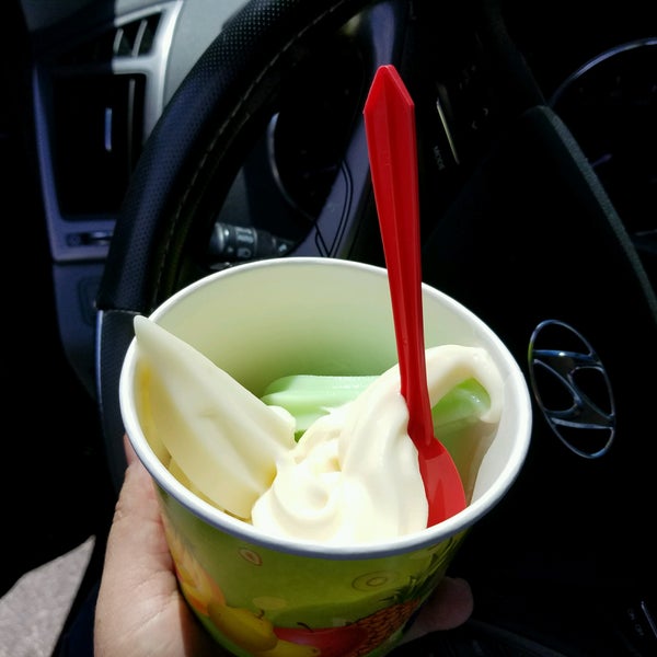 Yogi's Frozen Yogurt - Frozen Yogurt Shop