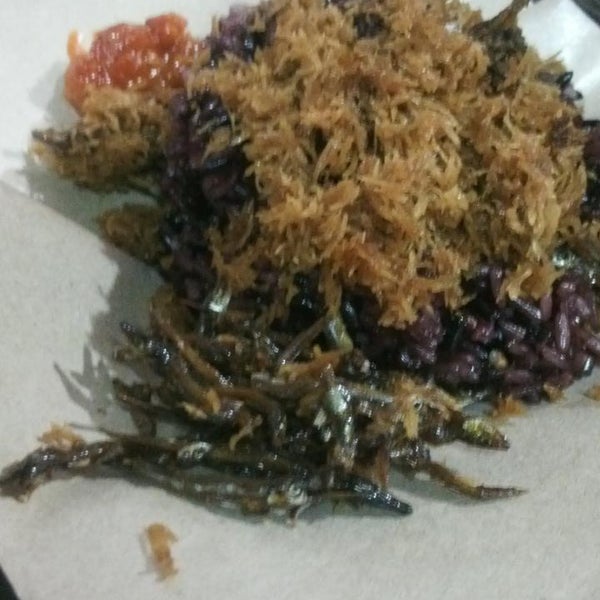 Songkolo Bagadang Alhamdulillah - Indonesian Restaurant in Makassar