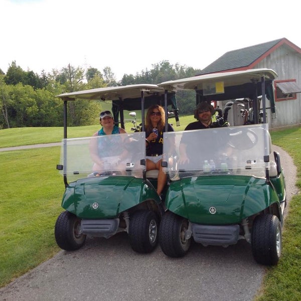 Bear Creek Golf Club - Golf Course in Utopia