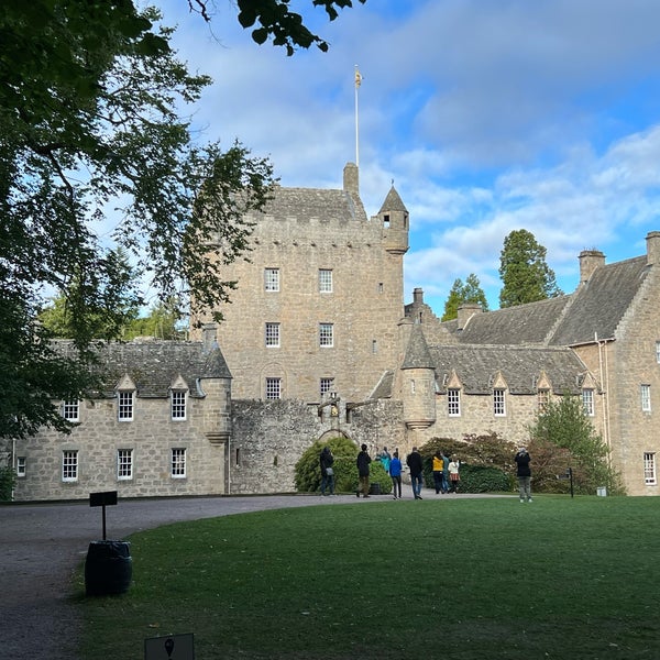 Cawdor Castle - Castle in Nairn