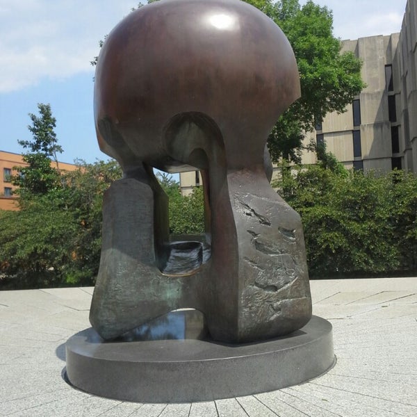 Photos at Nuclear Energy (Henry Moore sculpture) - Site of first ...