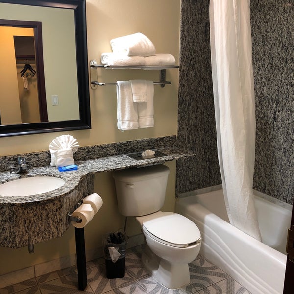 Holiday Inn Express & Suites Cocoa - Hotel in Cocoa