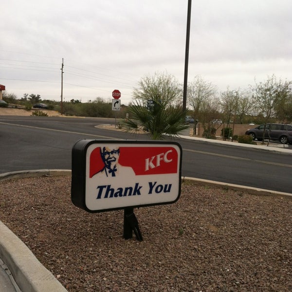 KFC - 7901 N Oracle Rd