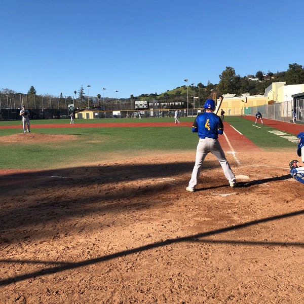 Sir Francis Drake High School Baseball