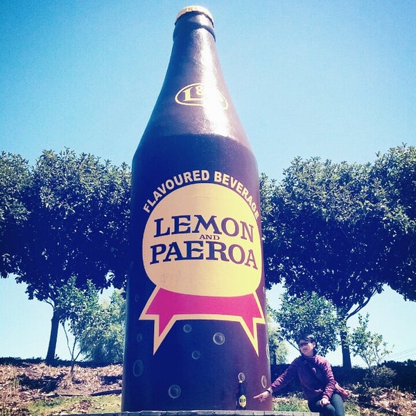 L&P Bottle - Outdoor Sculpture in Paeroa