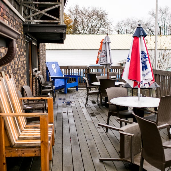 Knute's Bar & Grill - Restaurant