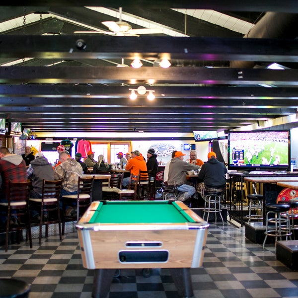 Knute's Bar & Grill - Restaurant