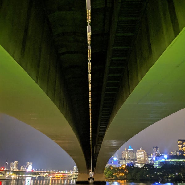 South Bank - Kangaroo Point River Walk