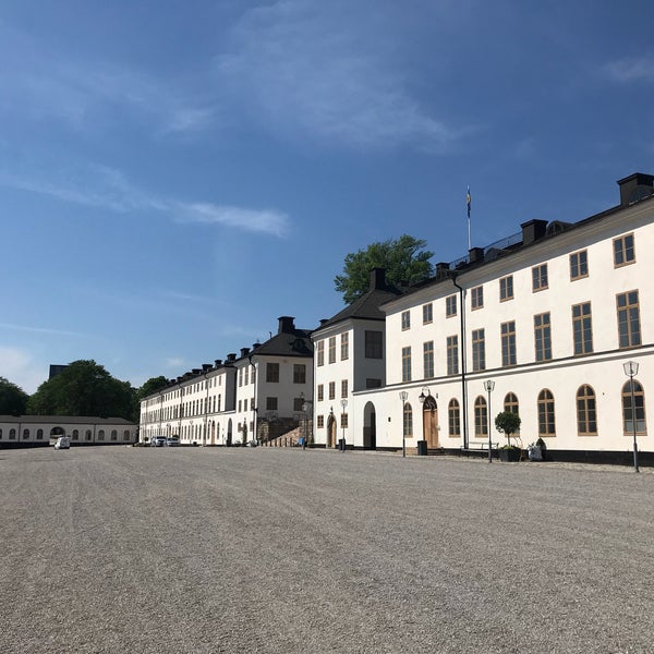 Photos at Karlbergs slott - Castle