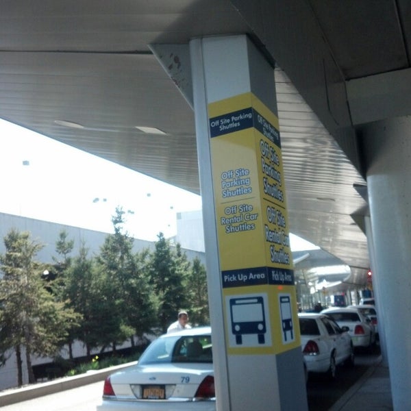 Megabus Bus Stop - 2 tips from 123 visitors