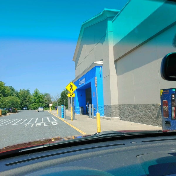Walmart Grocery Pickup and Delivery - 7400 Guilford Dr
