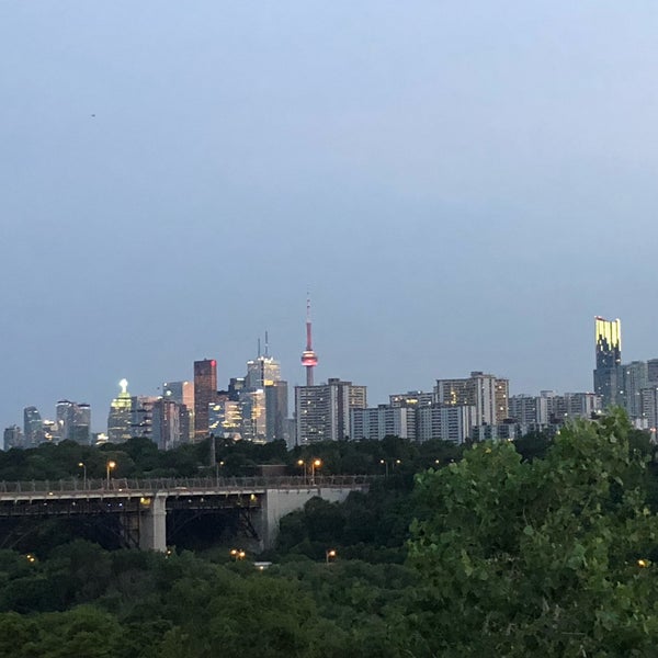Chester Hill Rd Lookout - Toronto, ON