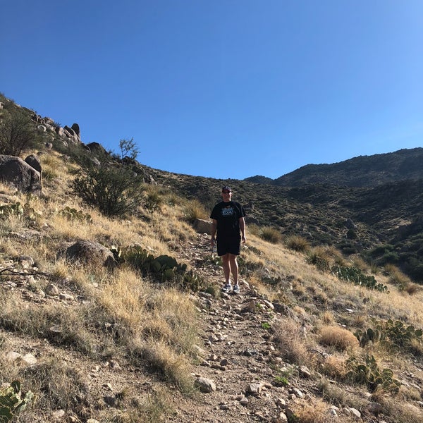 Albuquerque Foothills Hiking Trails - Hiking Trail in Albuquerque