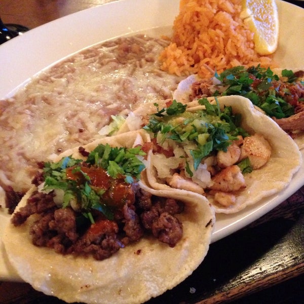 Los Compadres - Mexican Restaurant