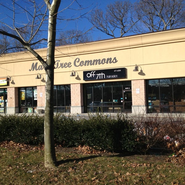 Mark Tree Commons - Shopping Mall in Centereach