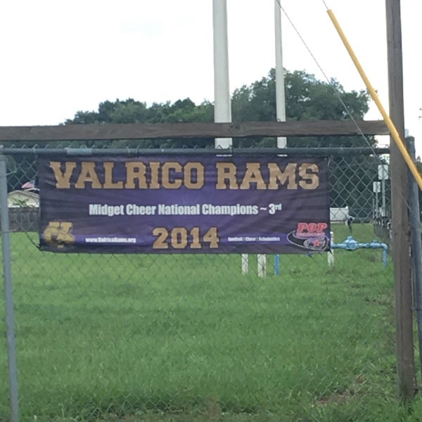 Valrico Rams Youth Football and Cheerleading Practice Field @ Valrico ...