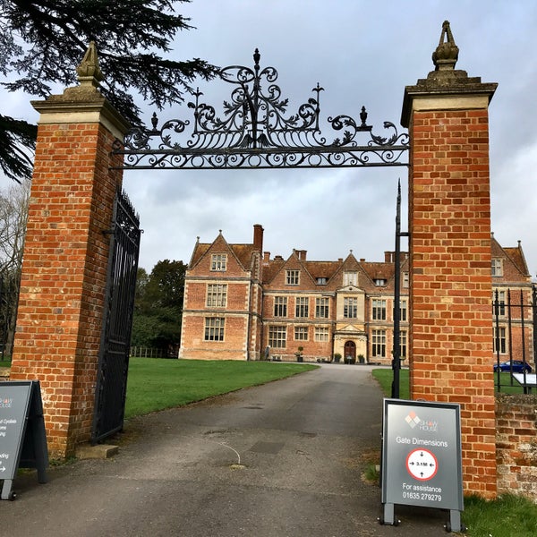 Shaw House - Church Rd