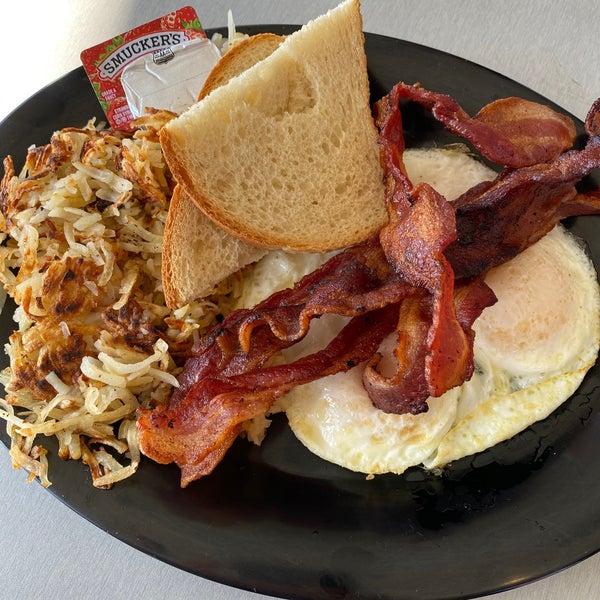 Rooster Cafe - Breakfast Spot