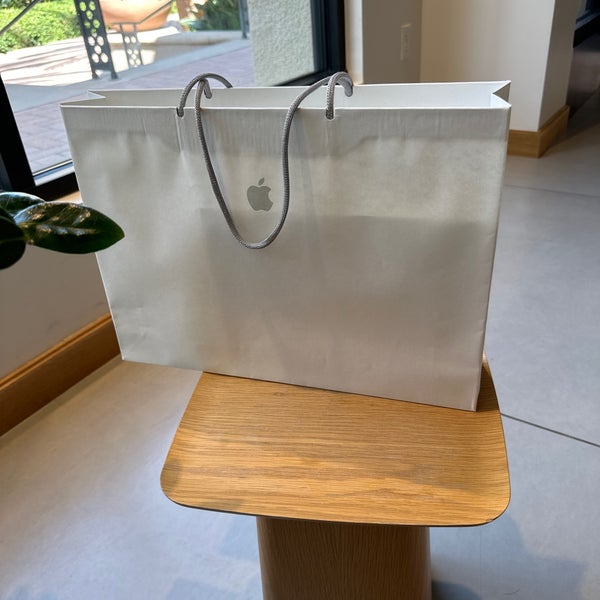 Apple Irvine Spectrum Center - Irvine Center - Irvine, CA