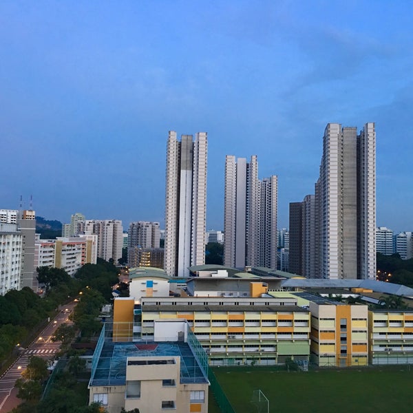 Bukit View Secondary School - Bukit Batok - 16 Bukit Batok St 21
