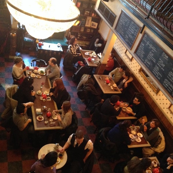Photos at Salon de thé Cardinal / Cardinal Tea Room - Mile-End ...