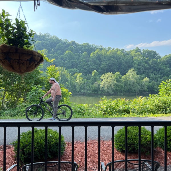 Oliverio's on the Wharf - First Ward - 52 Clay St