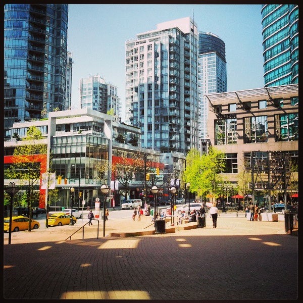 Library Square - Downtown Vancouver - Georgia St