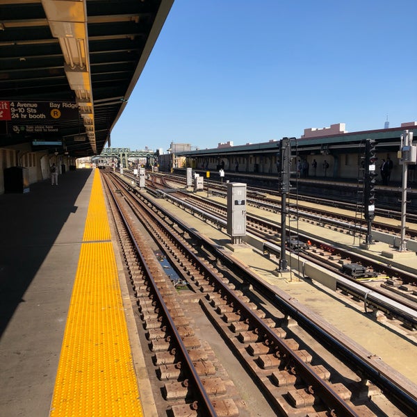 Photos at MTA Subway - 4th Ave/9th St (F/G/R) - Metro Station in Gowanus